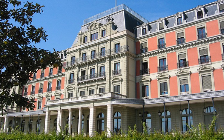 Life on campus in Geneva at the International Institute in Geneva